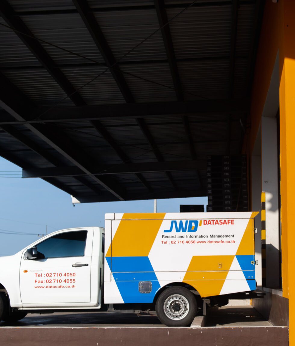 Delivery service - JWD Datasafe